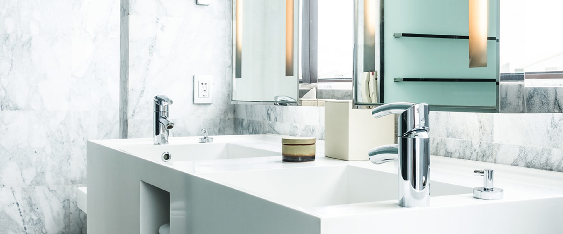 Choosing the Right Fixtures for a Bathroom Remodel: A Comprehensive Guide